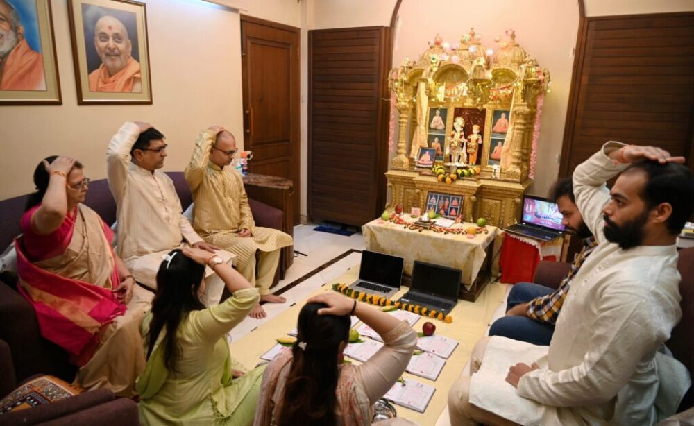 Chopda Pujan: Date, Time, Muhurat(Choghadiya) & Puja Guide